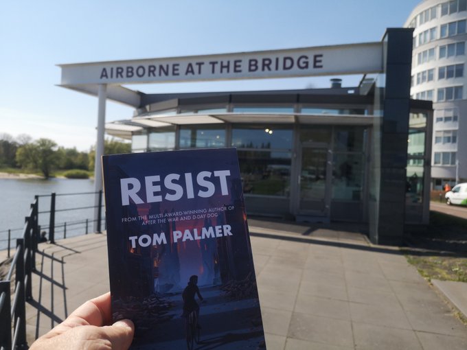 Resist | Tom Palmer